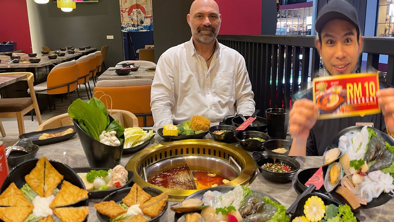 Trying Mala Hotpot Mukbang in a Busy mall/ mid valley shopping mall ...