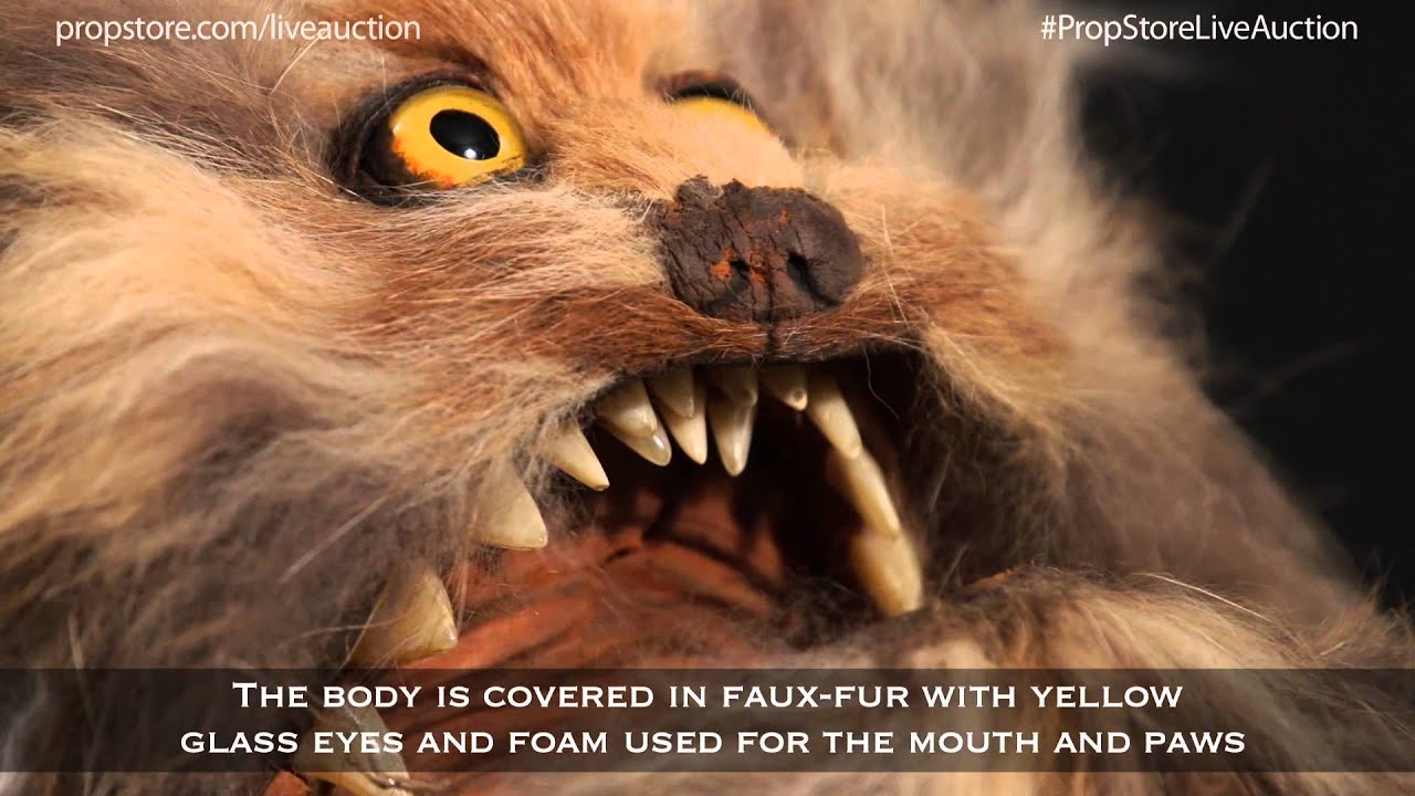 Lot 88 The Dark Crystal (1982) - Fizzgig Puppet - YouTube