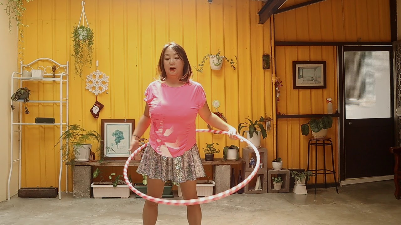 呼拉圈教室#1 腰內動作 Waist Hooping - YouTube