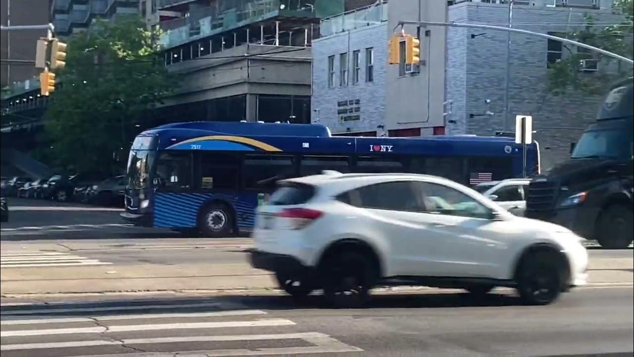 New Flyer XD40 7517 New York Buses - YouTube