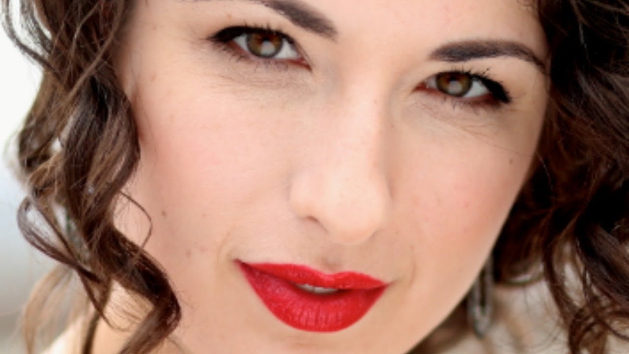 Chelsea Friedlander "How Artists Adapt to Change" - YouTube