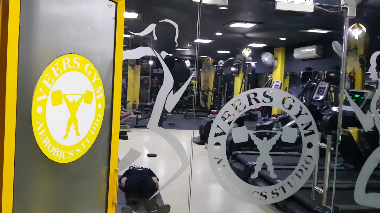 Small Good looking gym. #GymTour | #Day418 | Veers Gym | Mansarover ...
