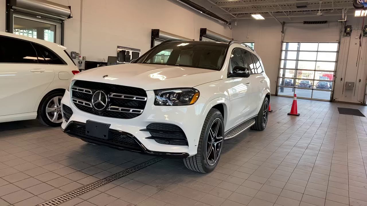 Mercedes-Benz GLS, Premium Rear Seating Package - YouTube