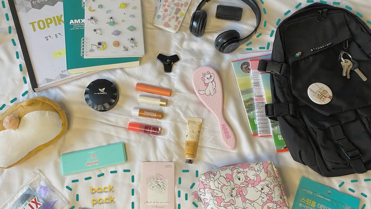 Whats In My Bag🎒 Миний цүнхэнд юу байдаг вэ Youtube