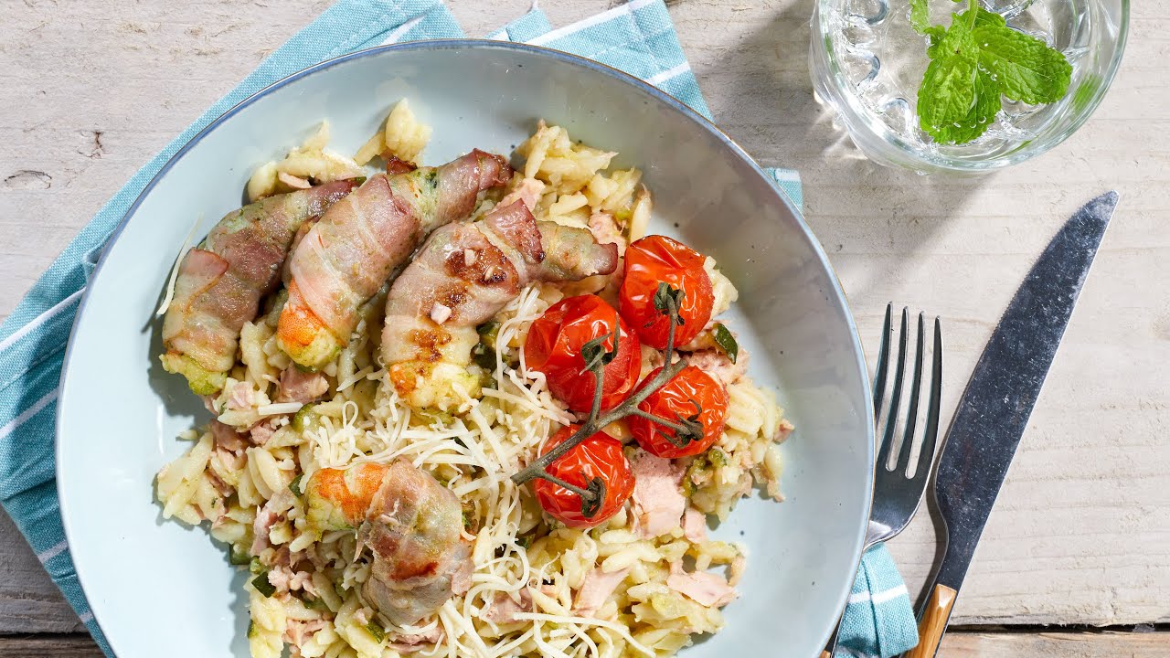 Recept – Gamba’s met courgette en Griekse pasta - Colruyt - YouTube