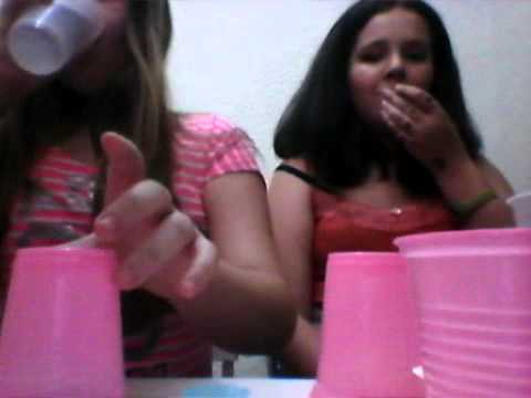 Desafio do Copo com Alice Girls