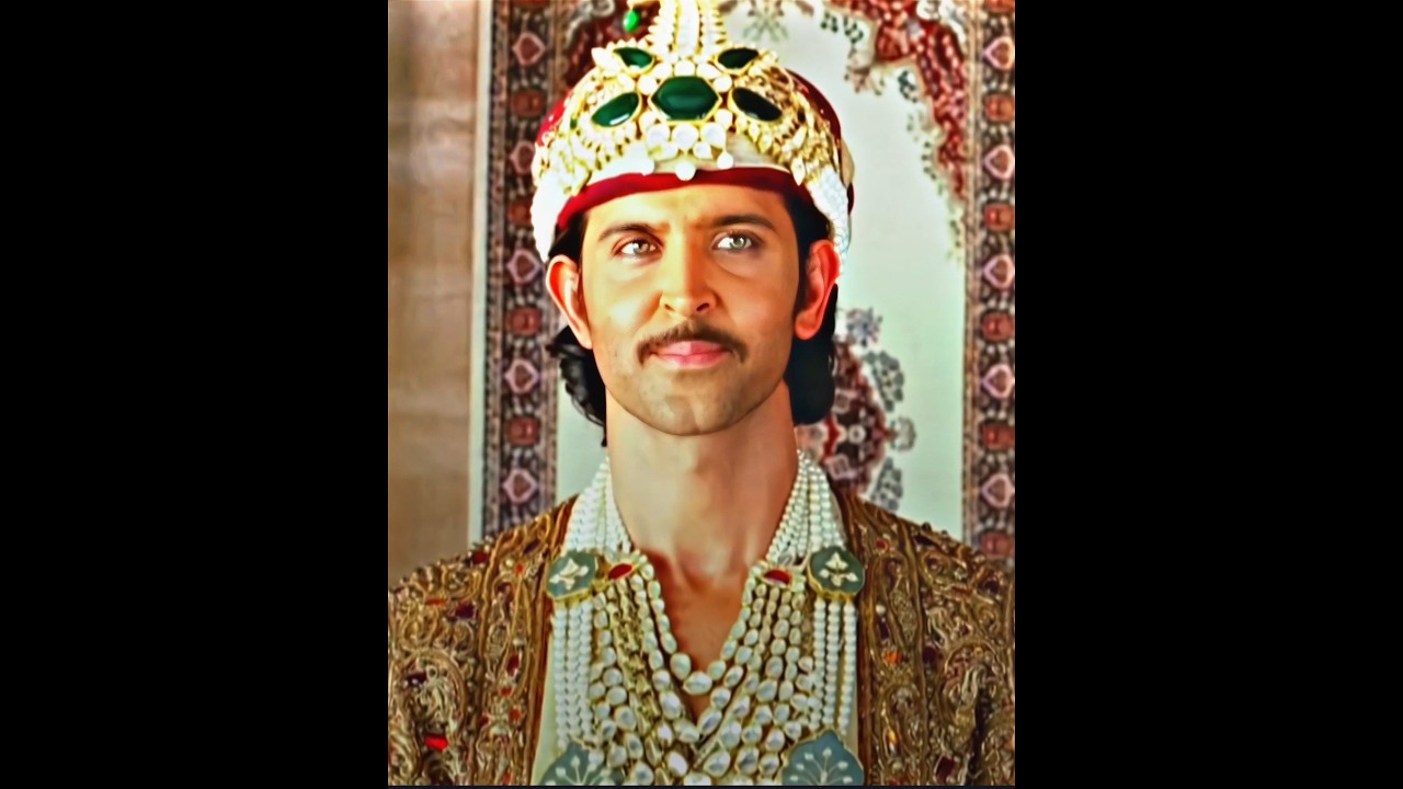 Hrithik Roshan whatsapp status edit ⚡ ️‍🩹 #mogged #mogger #hrithik # ...