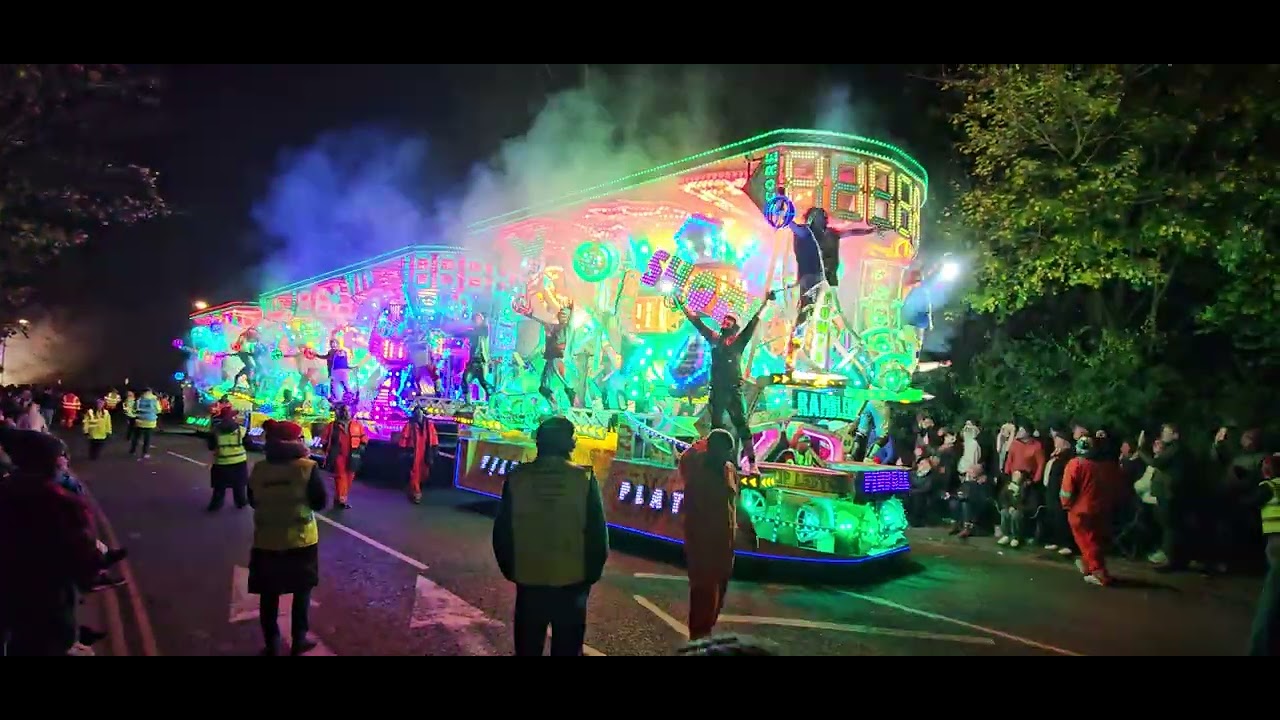 Ramblers Carnival Club - Pinball - Wells Carnival 2024 - YouTube