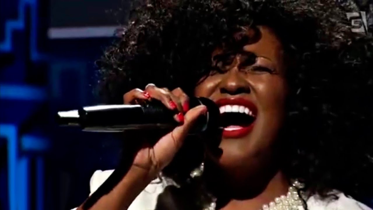 Vanessa Jackson | Run To You [LIVE] - YouTube