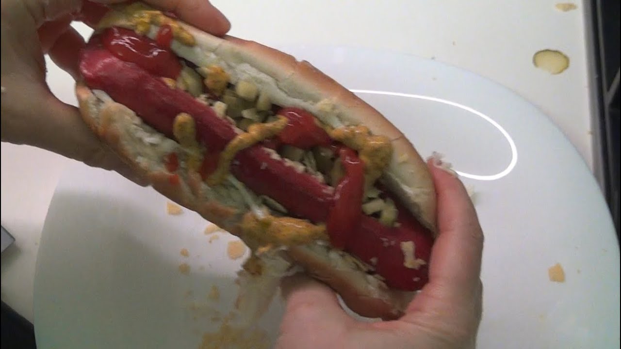 The Best Crunchy Plump Hot dog Sandwich - YouTube