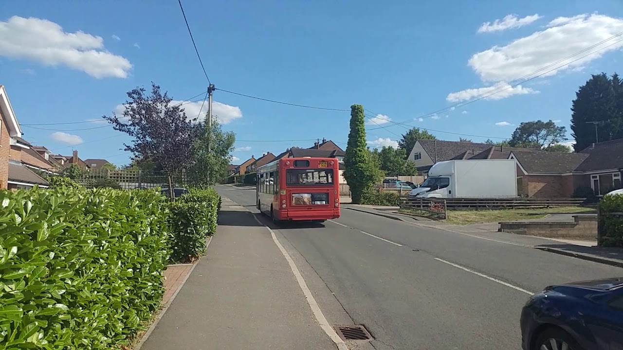 Here is the 520 bus in Normandy - YouTube