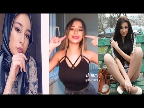 Liseli Kızlar Mini Etek Dans / Tiktok Liseli Akım Videoları 2019 P3