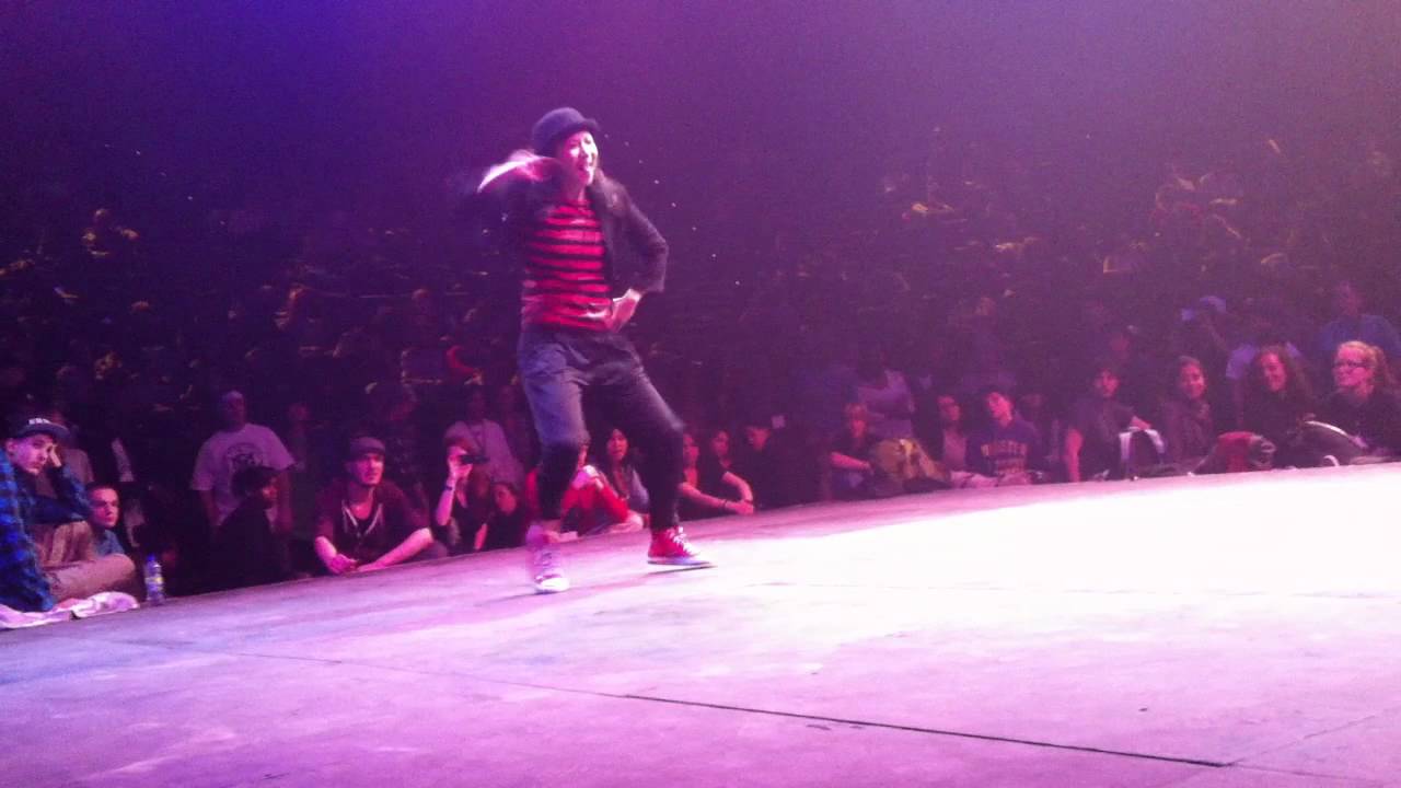 BAM 9 Prelims Locking Kim Sato vs Sun - YouTube