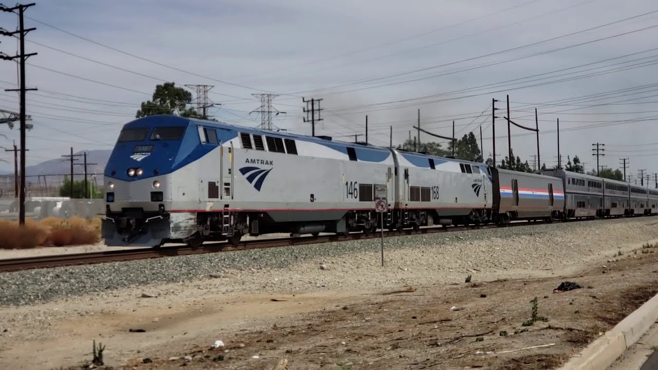 Metrolink and Amtrak Train #14 in Sun Valley! - YouTube