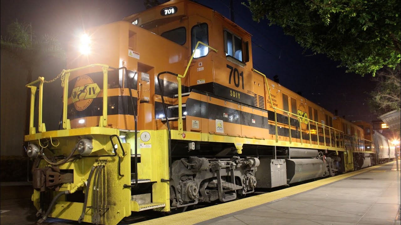 San Diego Imperial Valley Railroad Running Out To El Cajon, CA!!! - YouTube