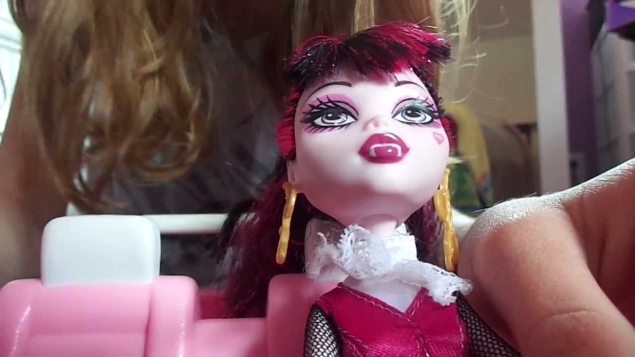 Monster High: Driving Test - YouTube