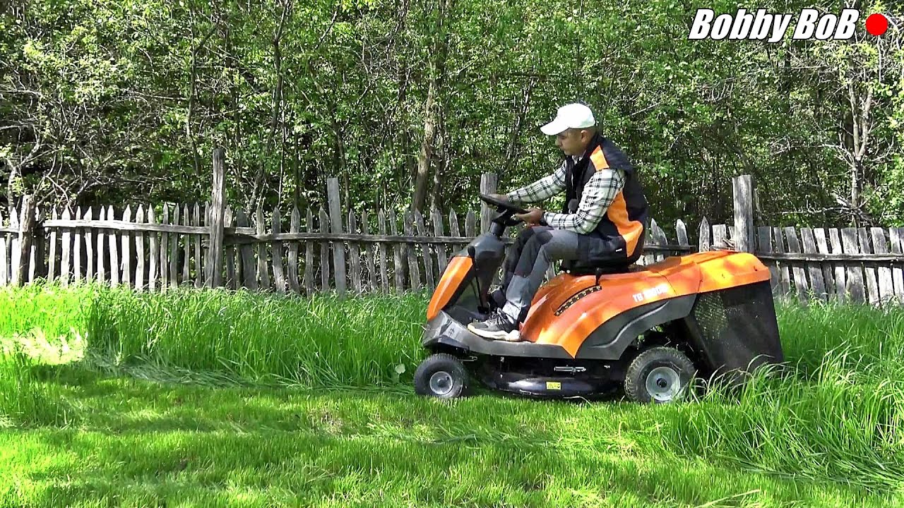 Tractor de gazon O'Mac, la un gazon EXTREM de MARE in noua livada - YouTube
