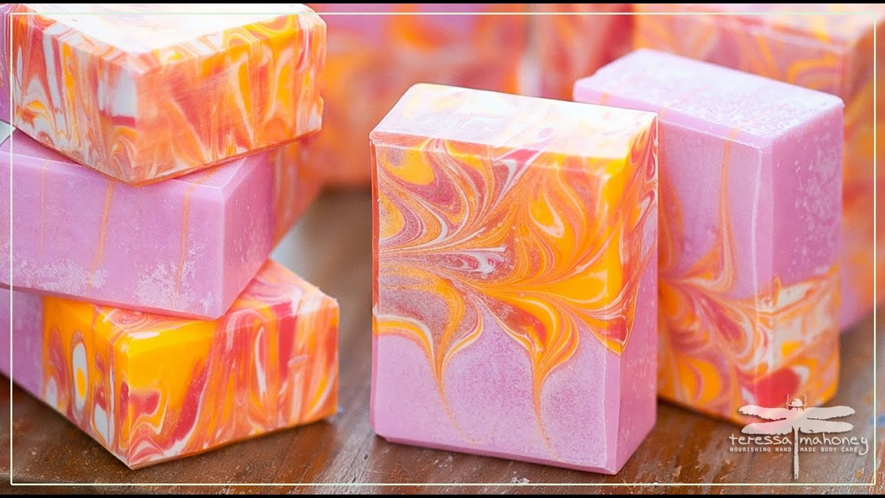 Making Ruby Red Soap - YouTube