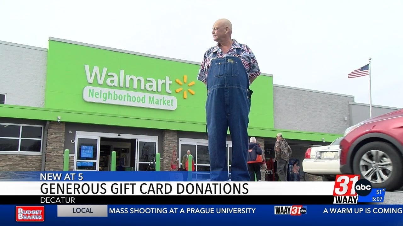 Decatur Facebook group surprises shoppers with Walmart gift cards - YouTube