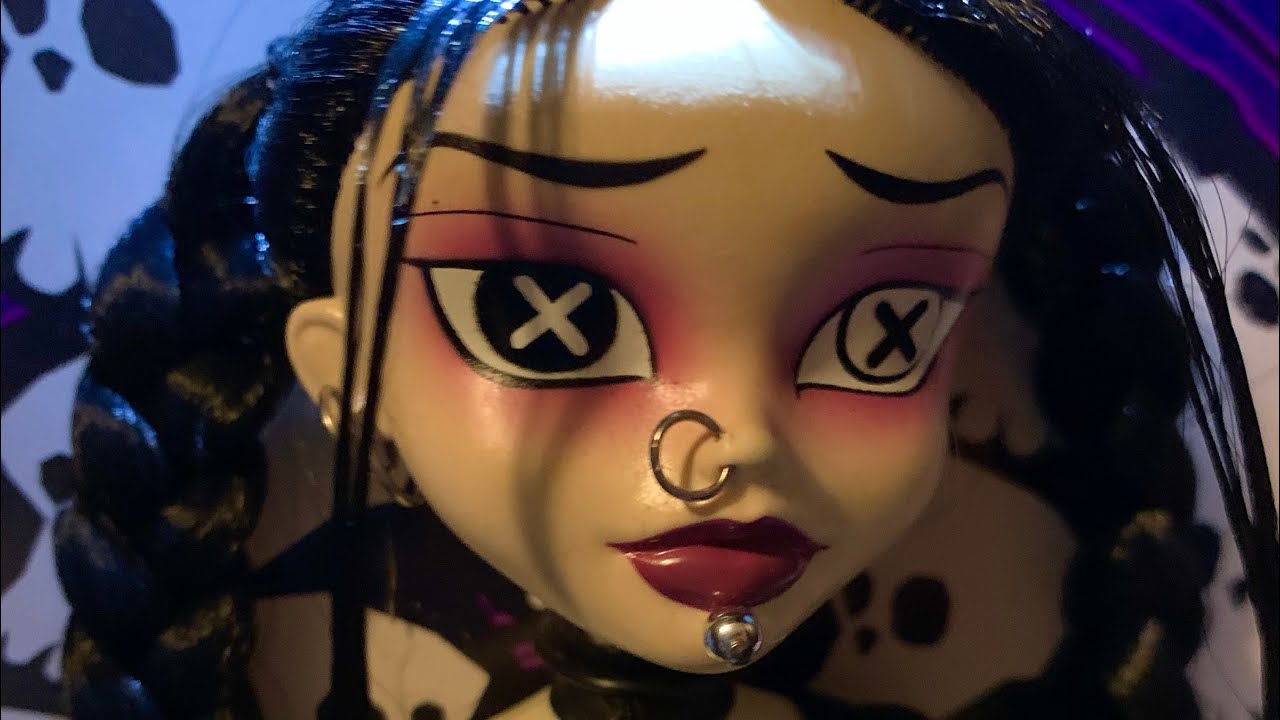 Bleeding Edge Goth dolls - YouTube