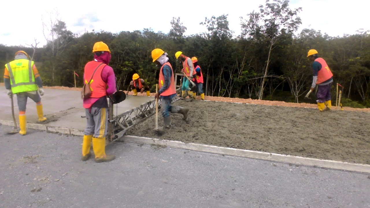 Pengerjaan Lean Concrete (LC) pada Rigid - YouTube