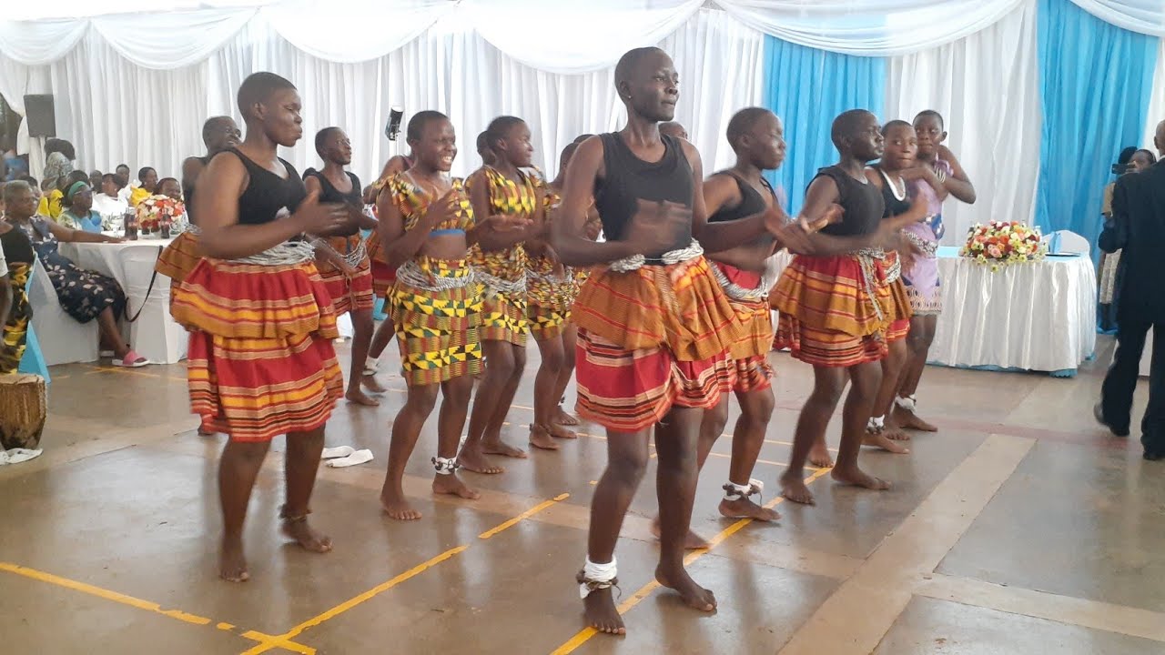Dingi Dingi Dance: St.Kizito SS Bugolobi - Mbuya Parish Day Celebration ...