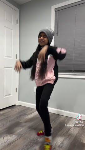 jana's English Dance - YouTube