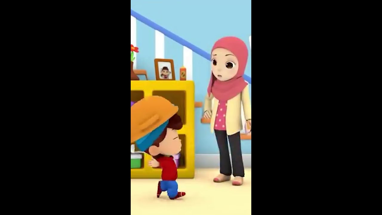 Run Cockroach! | Omar & Hana - YouTube