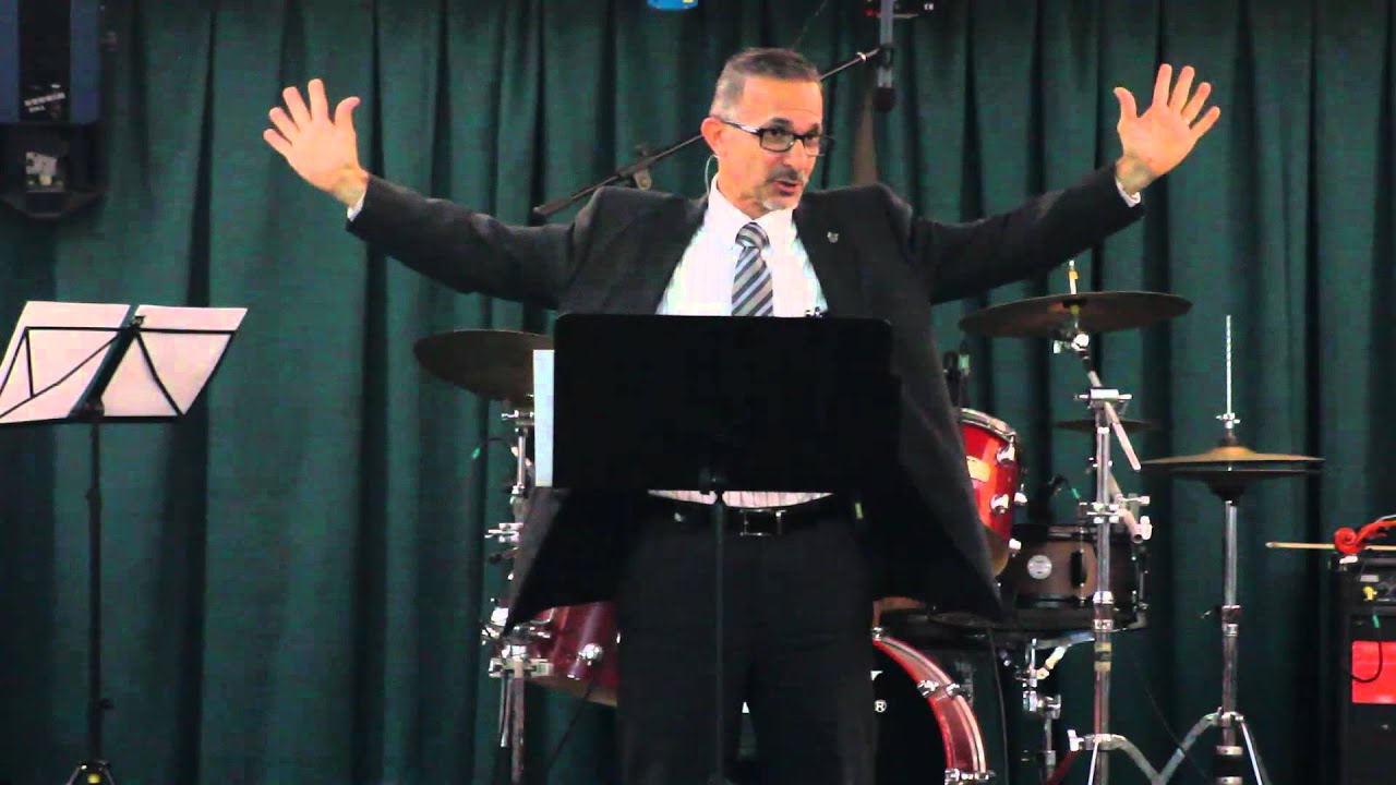 ¿Por qué buscas entre los muertos al que vive? - Pastor Jose David ...