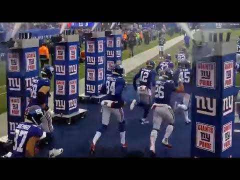New York Giants running out of the tunnel - YouTube