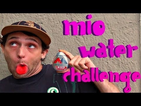 MIO WATER CHALLENGE - YouTube
