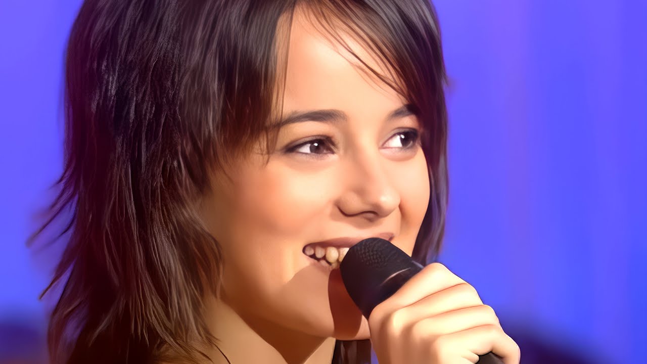Alizée - À contre-courant (Live vocals mix) - Rien Que Du Bonheur - YouTube