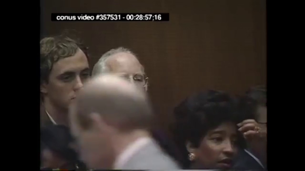 Devon Tracey at the OJ simpson case - YouTube