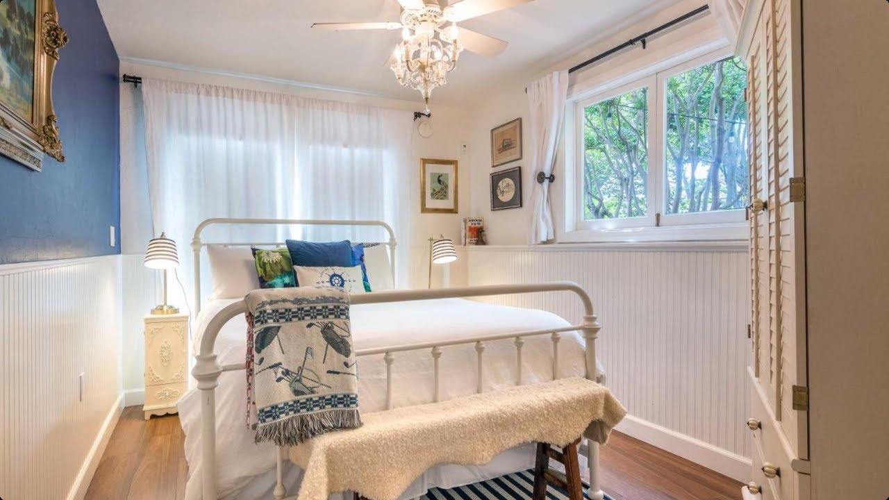 Redwood Hollow Cottages | Charming Cabins in La Jolla - YouTube