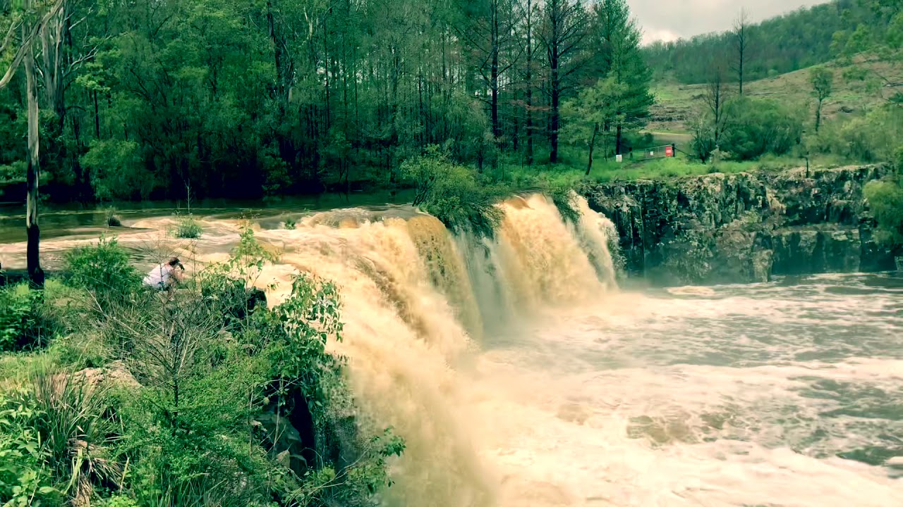 Dicko’s Destinations day trip to Tooloom Falls - YouTube