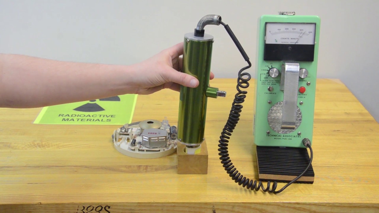 7D10.10 - Geiger Counter and Sources - Alpha Source - YouTube