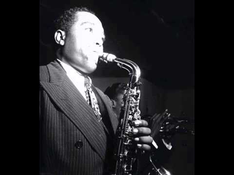 Charlie Parker and Dizzy Gillespie- Dizzy Atmosphere - YouTube