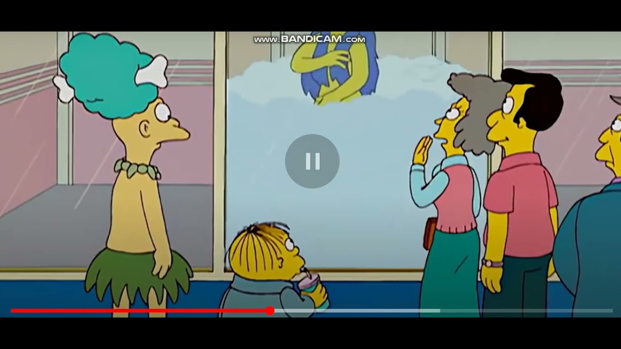 Marge takes a shower but in public 🤣 - YouTube