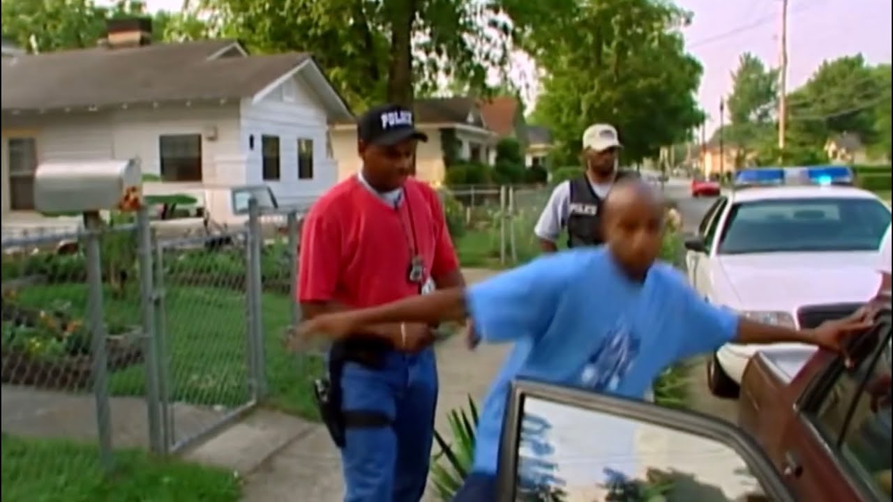 Cops Tv show Chattanooga Tennessee. Traffic stop takes a wild turn ...