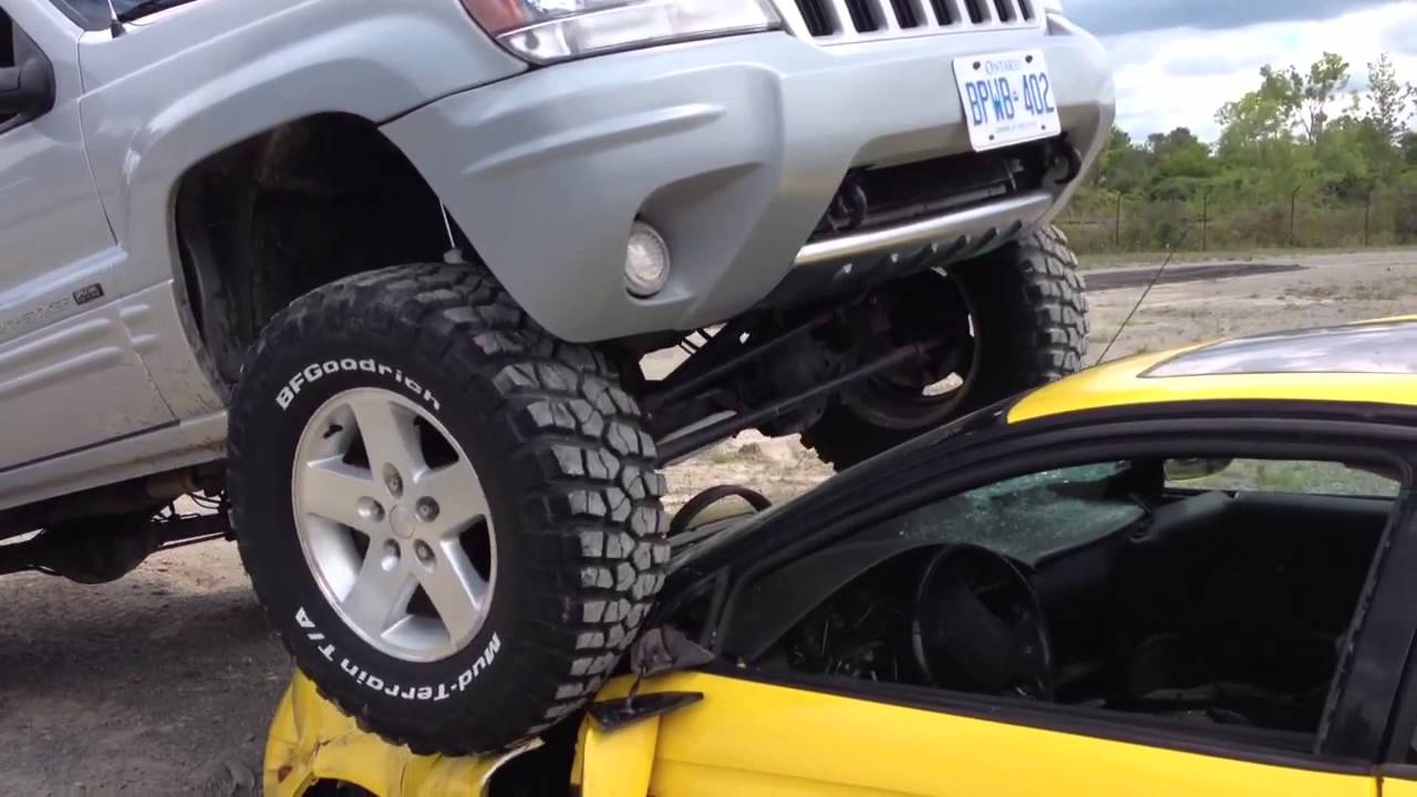 Wj Jeep fun take 2 - YouTube