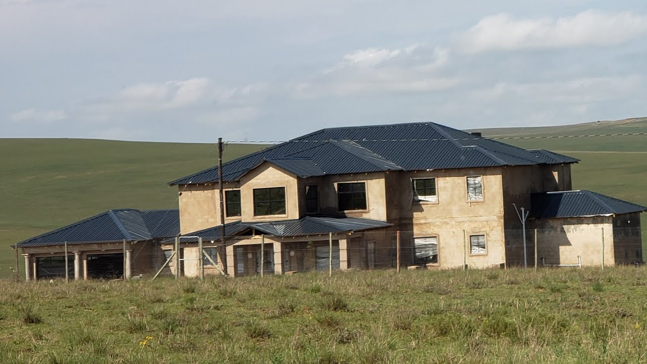 Building a Modern Farm House in Rural South Africa - Cleaning Up To ...
