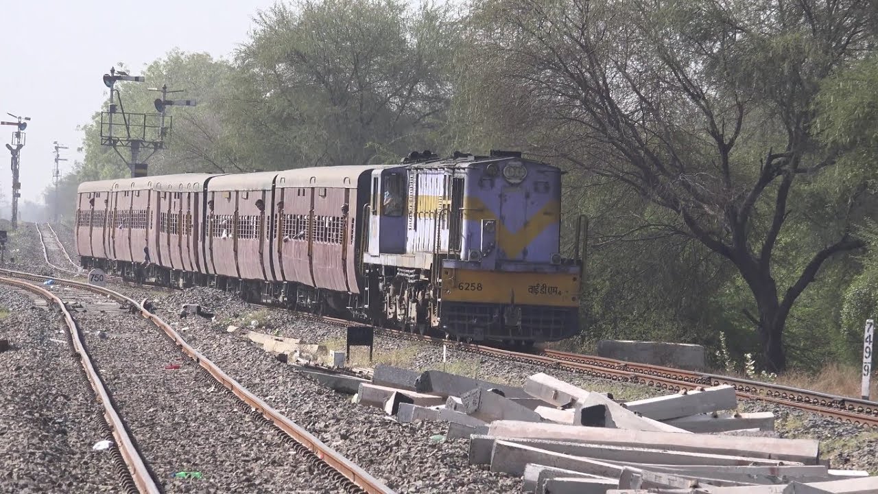 Behold The History ! Charming Metre Guage Train In Gujarat - Will Never ...
