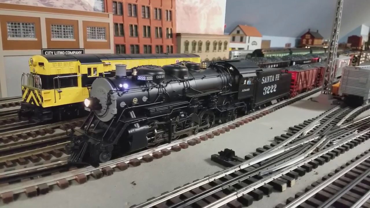 Lionel Brass Hybrid Santa Fe Mikado #3222 - YouTube