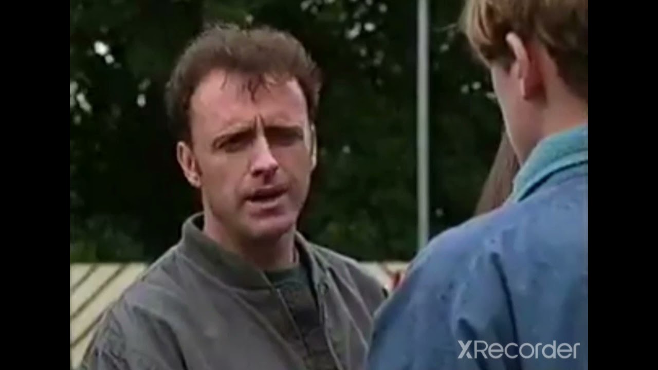 Brookside: Barry Grant saves Terry Sullivan & leaves Simon Howe to die ...