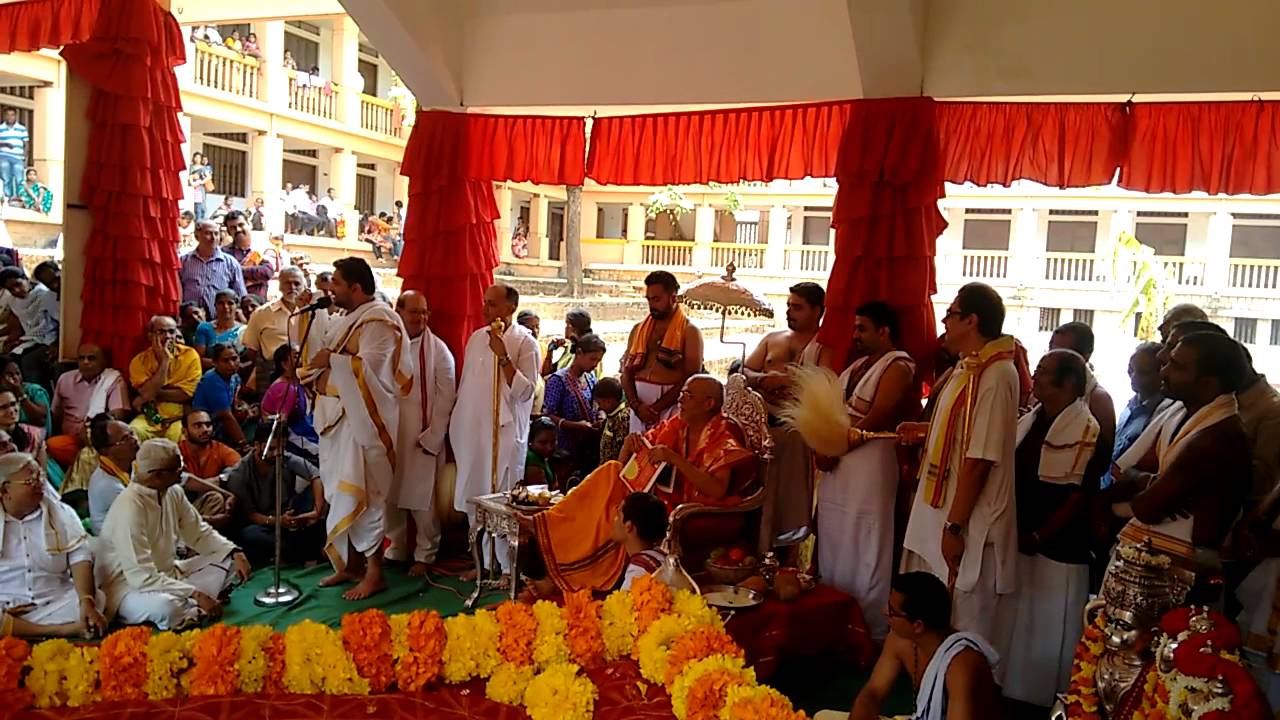 Pravachan by Pavan Bhat at Partagali. - YouTube