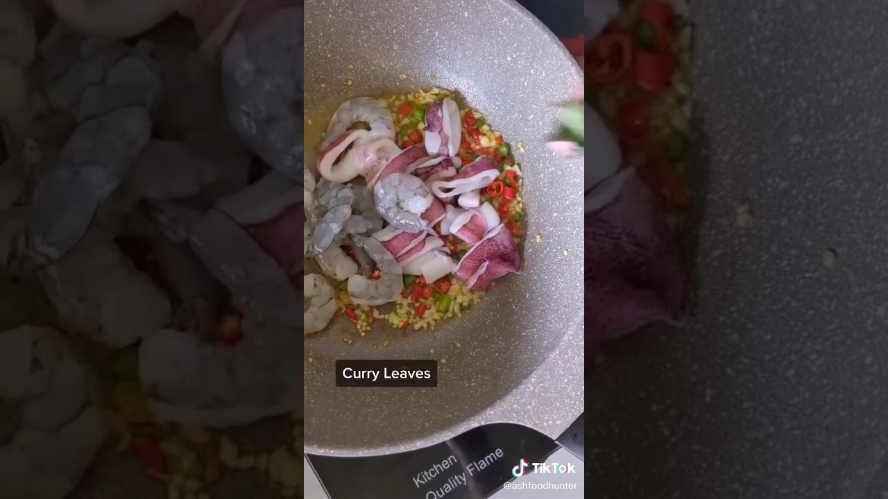 Spicy Buttermilk Seafood Spaghetti Recipe - YouTube