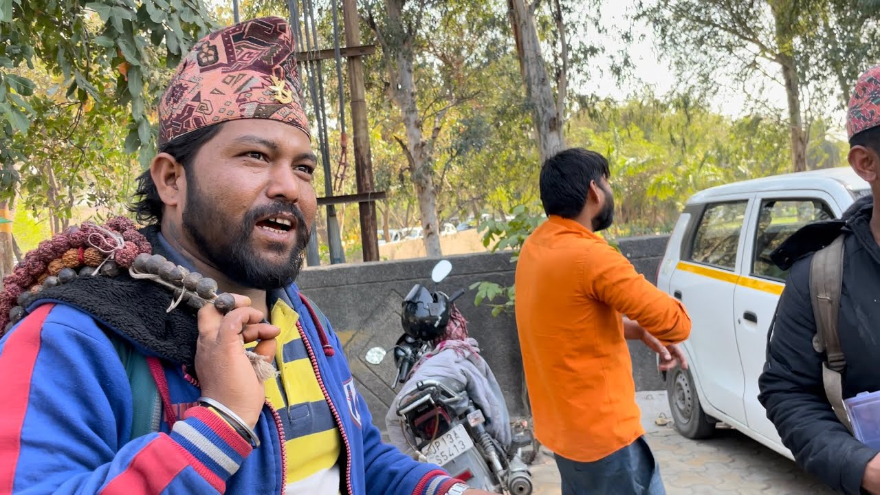 My first vlog || yaha mile 2 tel wale uncle 😂 - YouTube