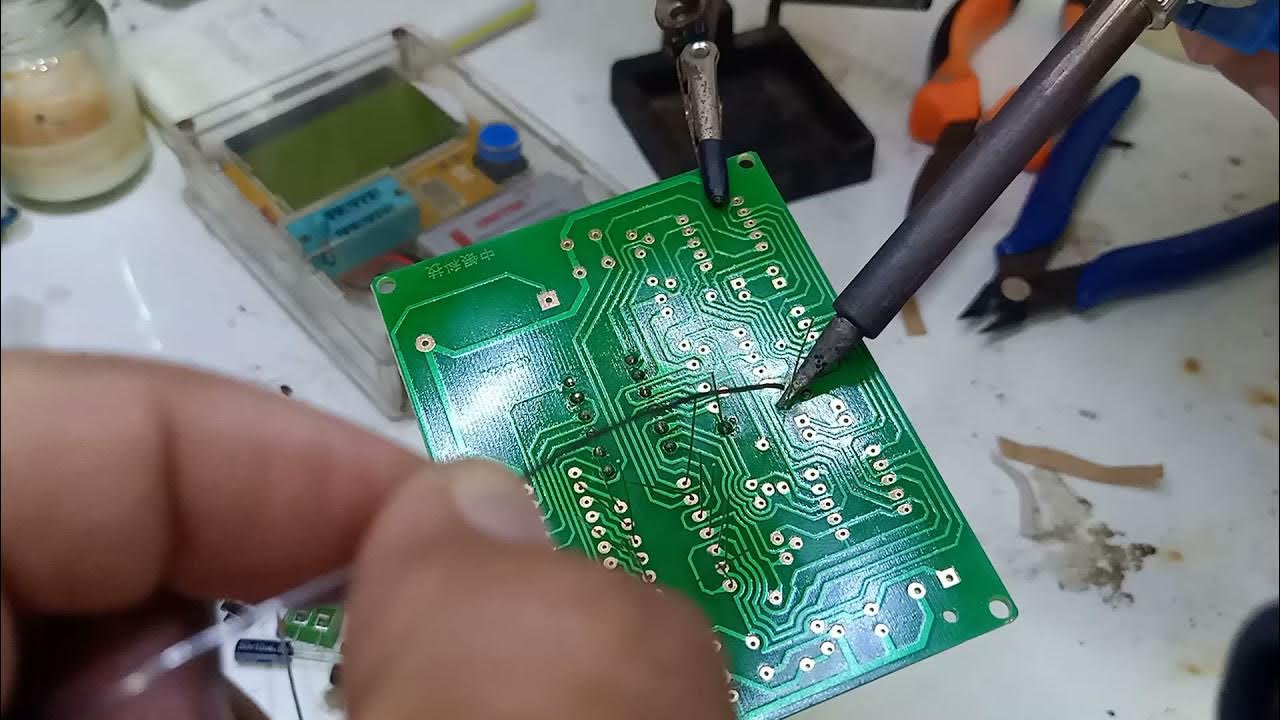 DIYชุดโมดูลนาฬิกาดิจิตอล LED AT89C2051 - YouTube