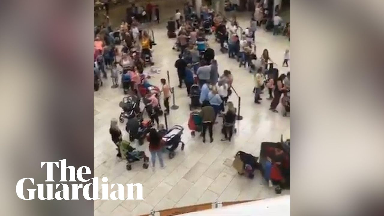 Build-A-Bear bargain offer causes chaos at UK stores - YouTube