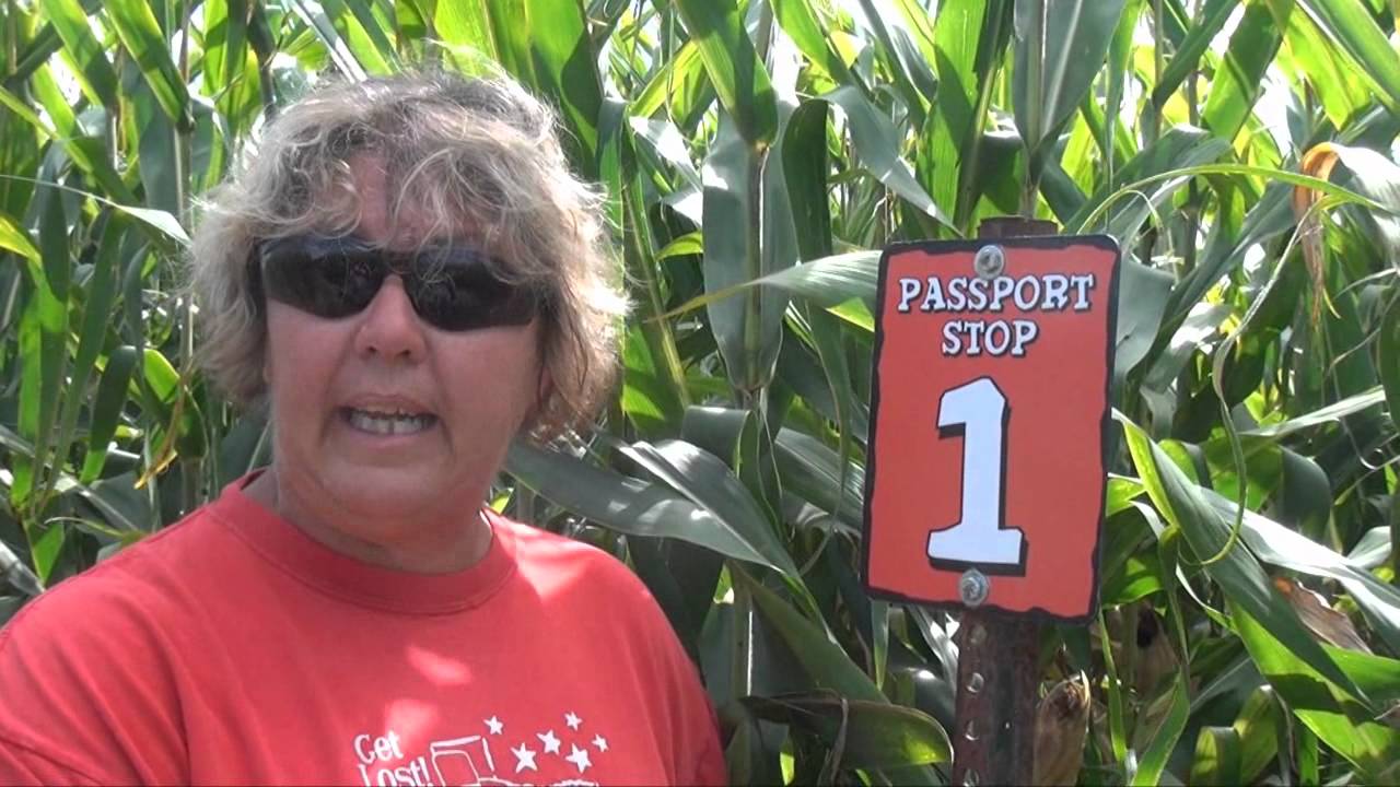 Thamesville Corn Maize 2012 - YouTube